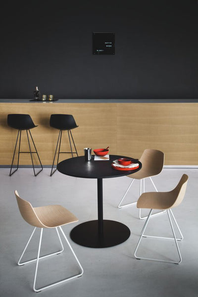 Miunn Stool / Sled Base – italydesign